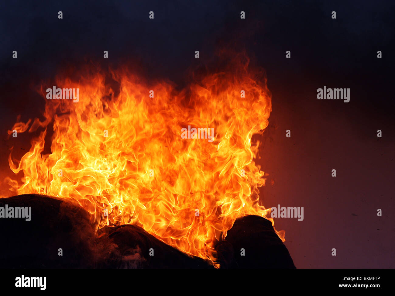 Inside Fire Sprinkler Stock Photos & Inside Fire Sprinkler Stock Images ...