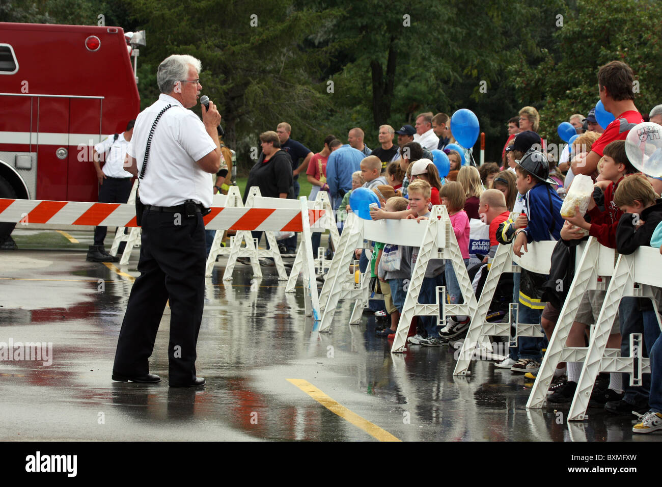 Safety demonstration hi-res stock photography and images - Alamy
