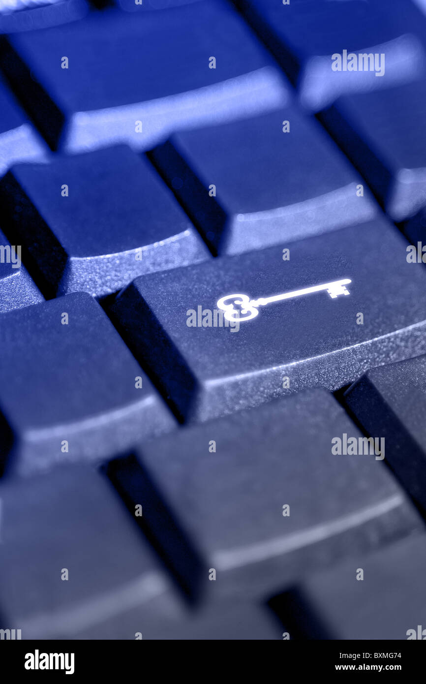 Hackers problem internet security hi-res stock photography and images ...