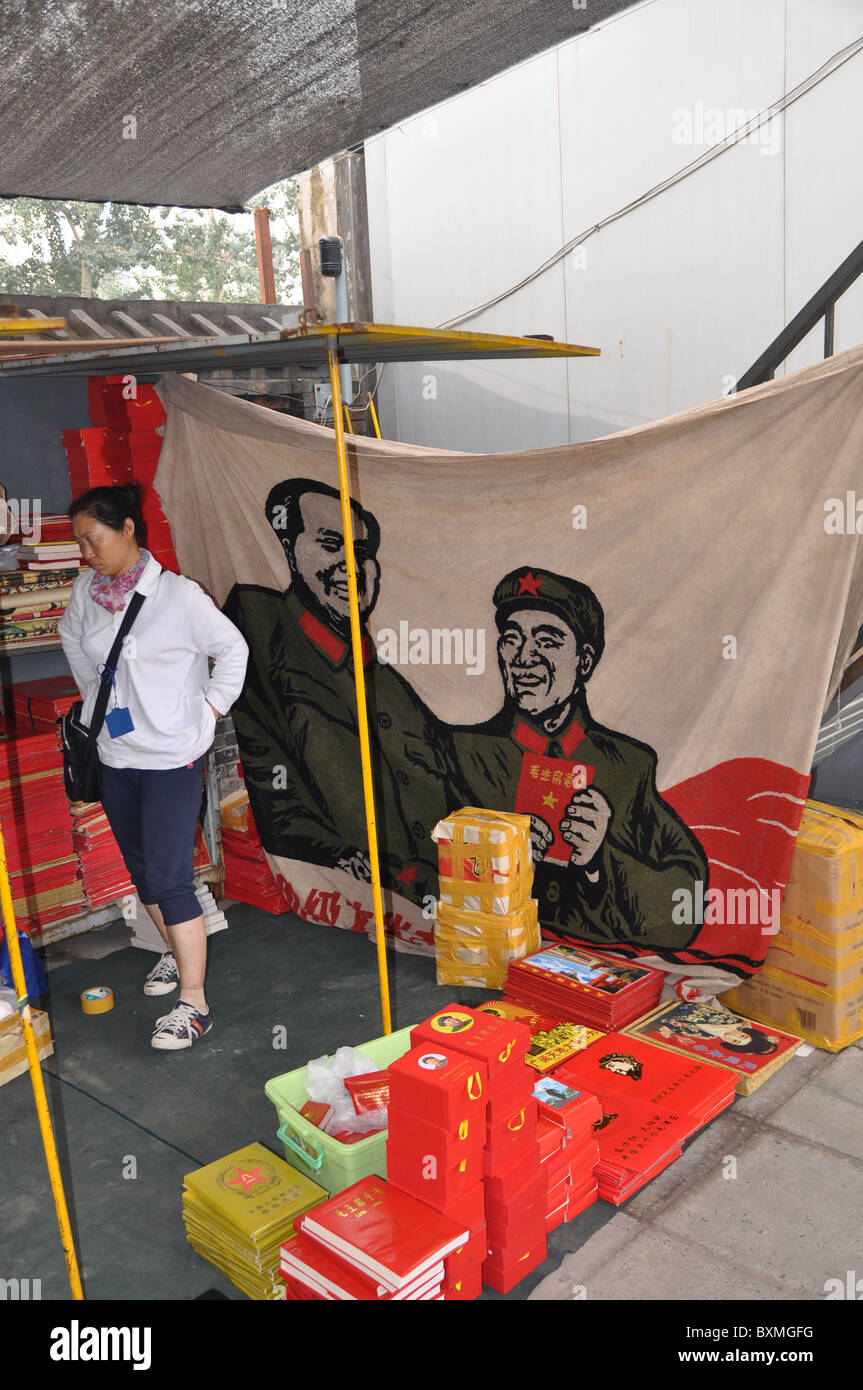 Stall in a shop hi-res stock photography and images - Alamy