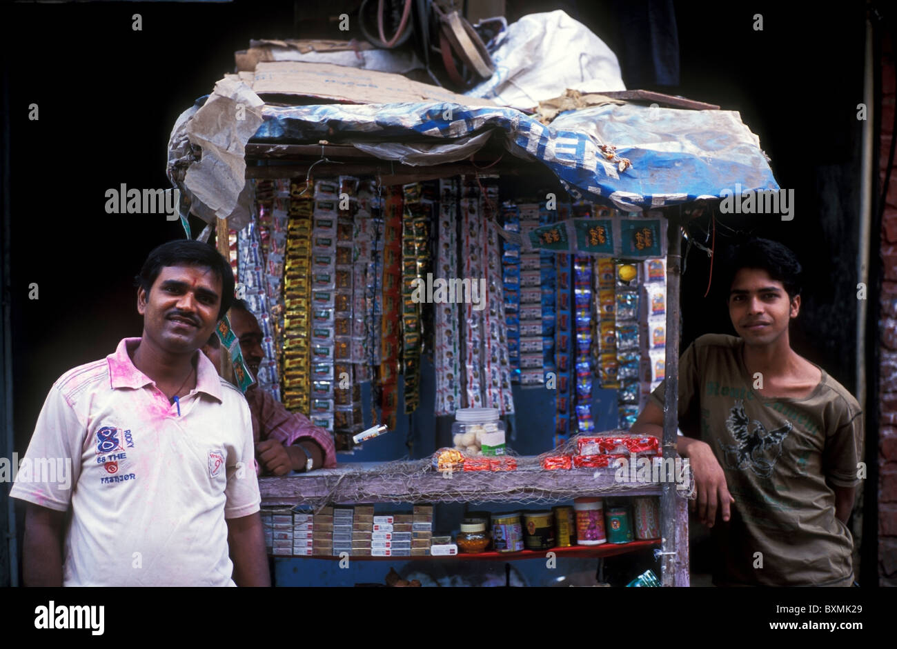 Street traders Mumbai India Stock Photo - Alamy