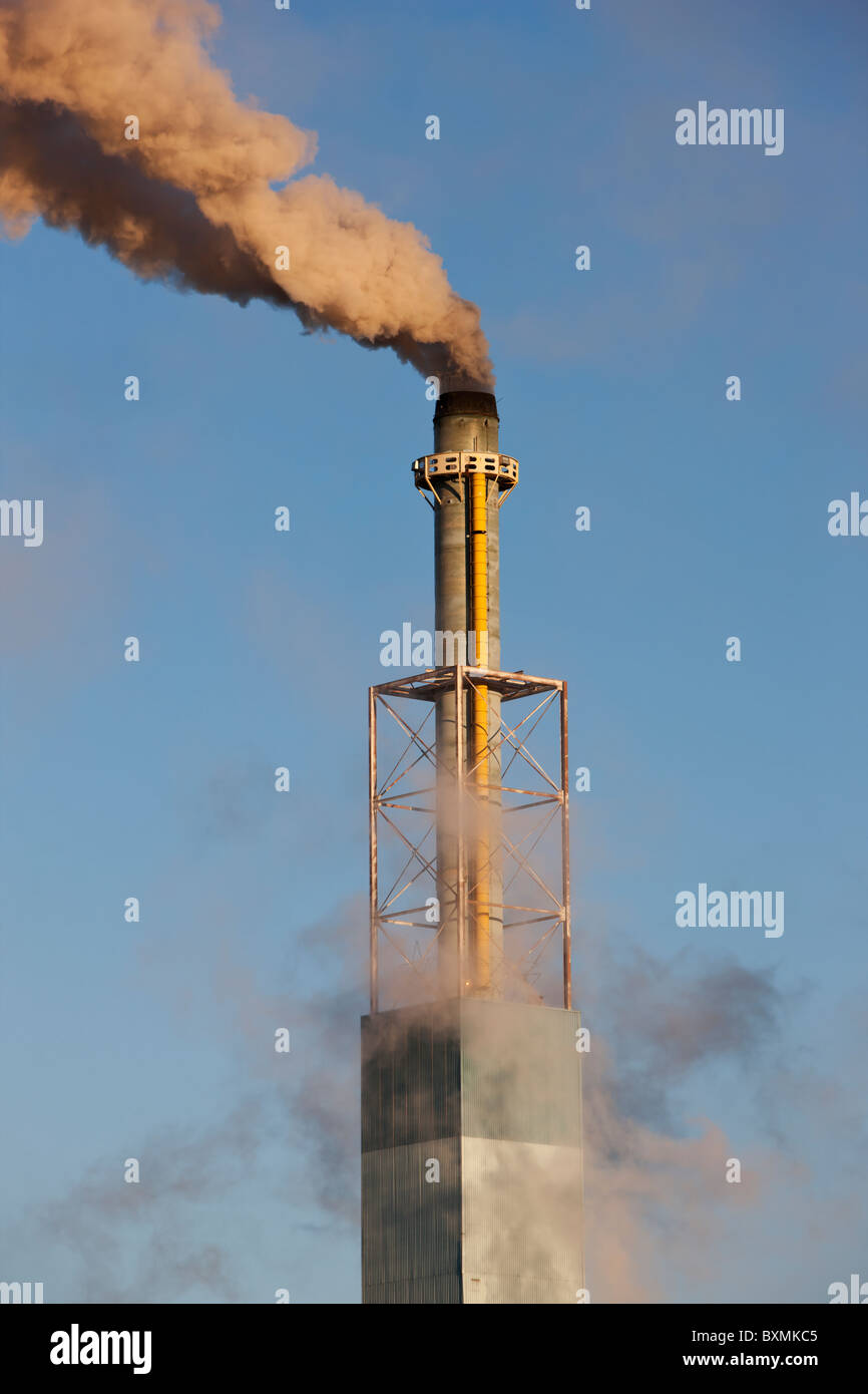 Smokestack climate change hi-res stock photography and images - Alamy