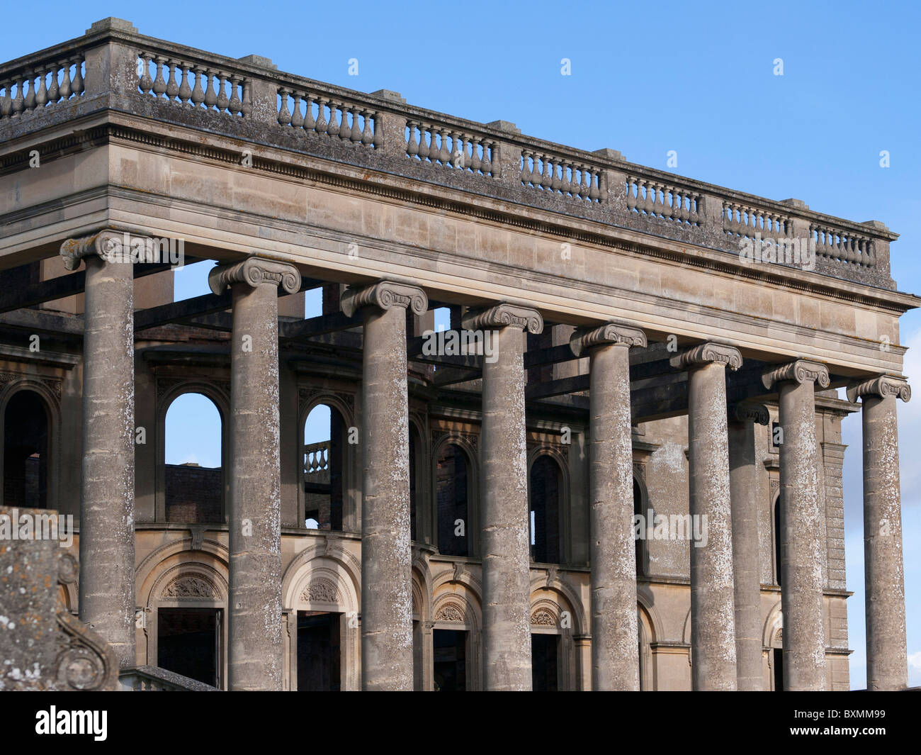Witley estate hi-res stock photography and images - Alamy