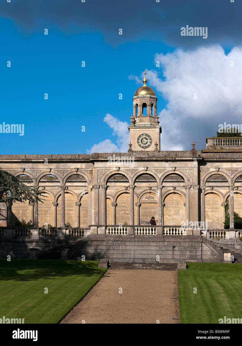 Witley estate hi-res stock photography and images - Alamy