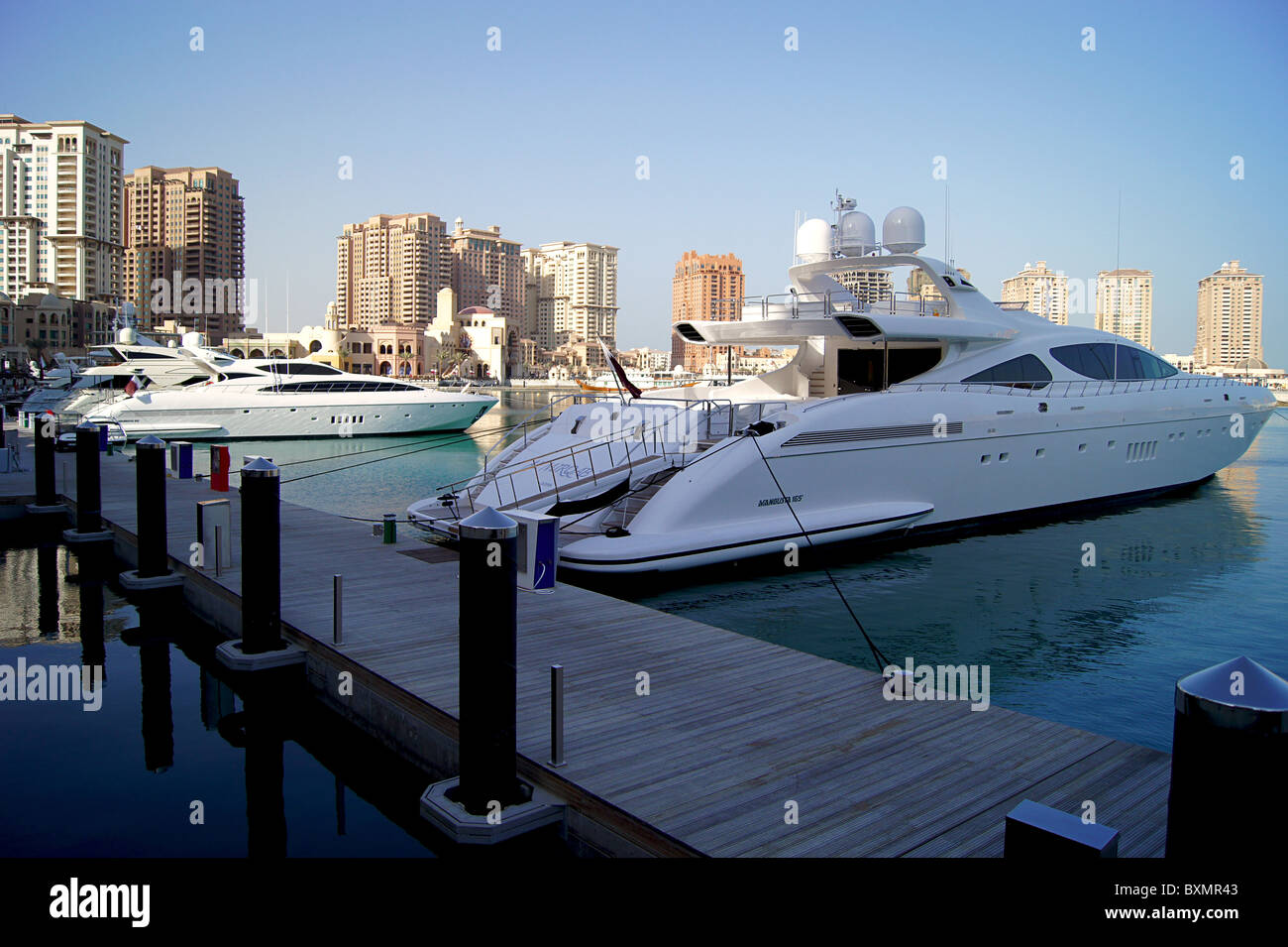 The pearl qatar hi-res stock photography and images - Alamy