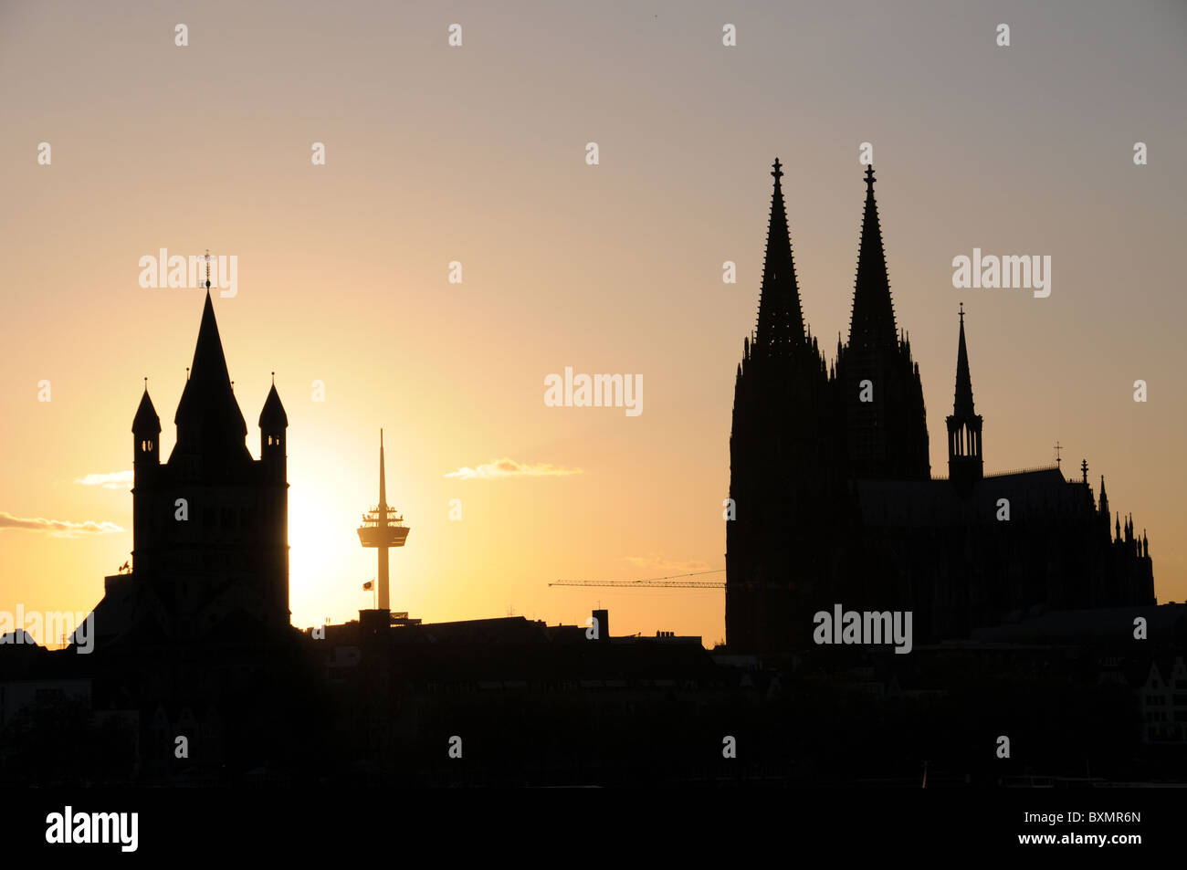 Cologne Cathedral at sunset Stock Photo - Alamy