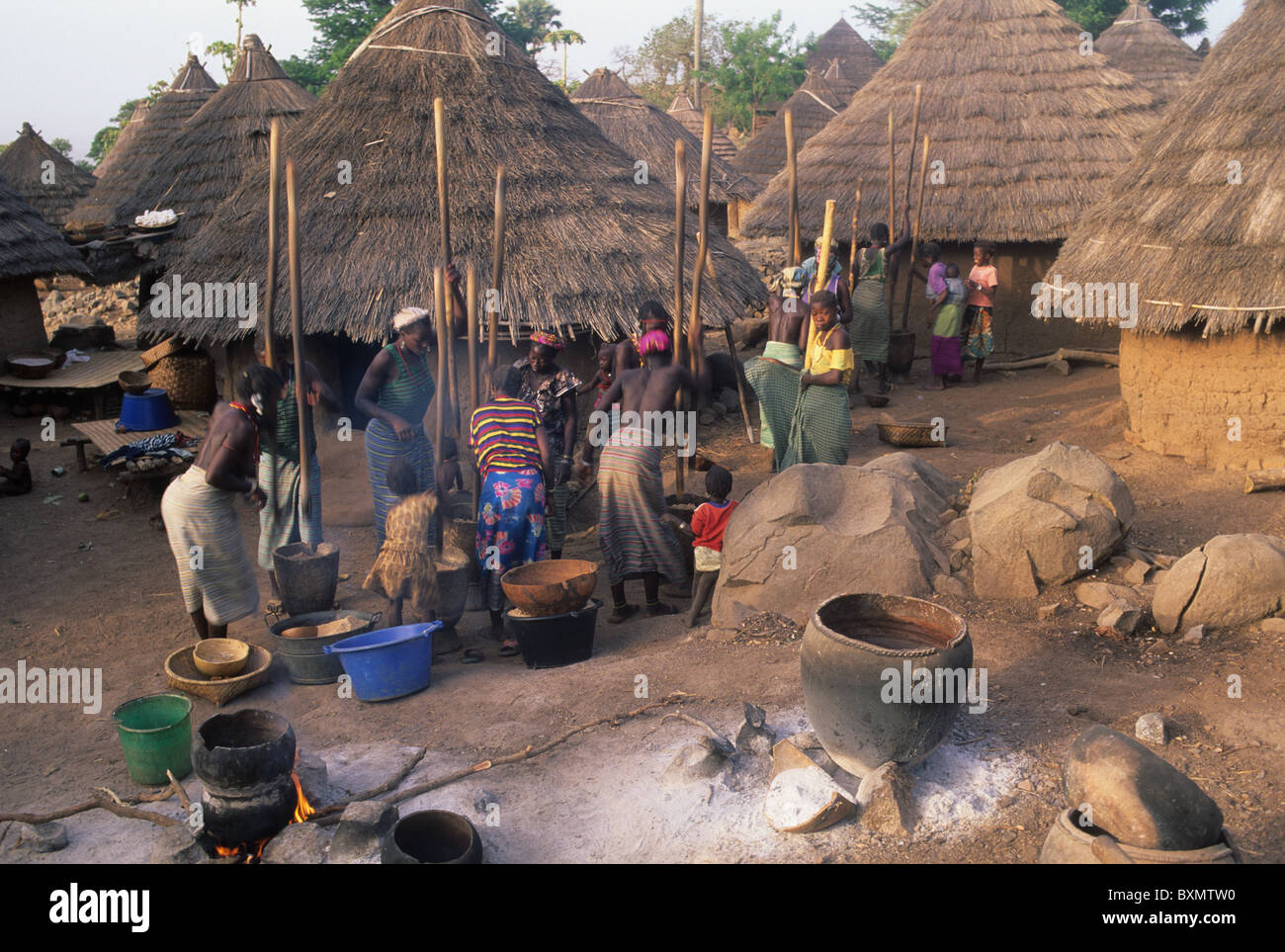 Bedik tribe hi-res stock photography and images - Alamy