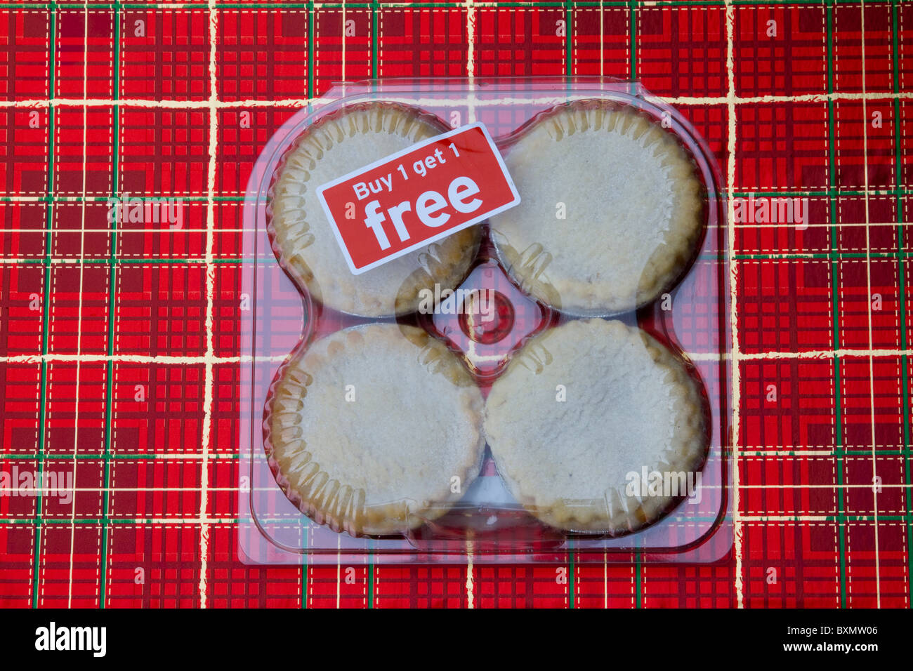4 mince pies in packet BOGOF Buy one get one free sign on catering ...