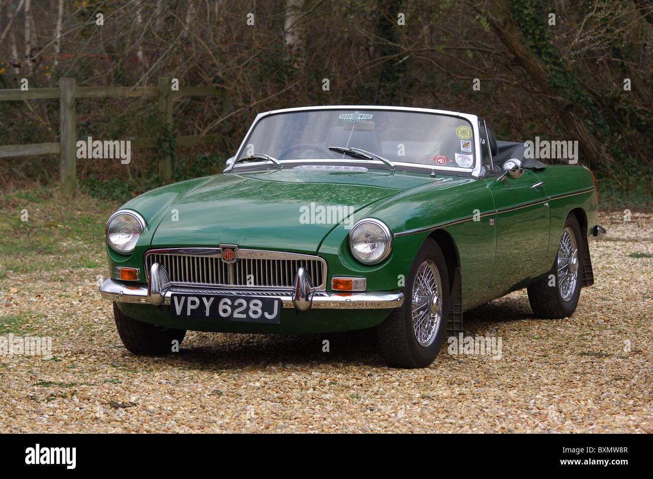 MG Motor Cars at an owner's club meeting at Copythorne in the New ...