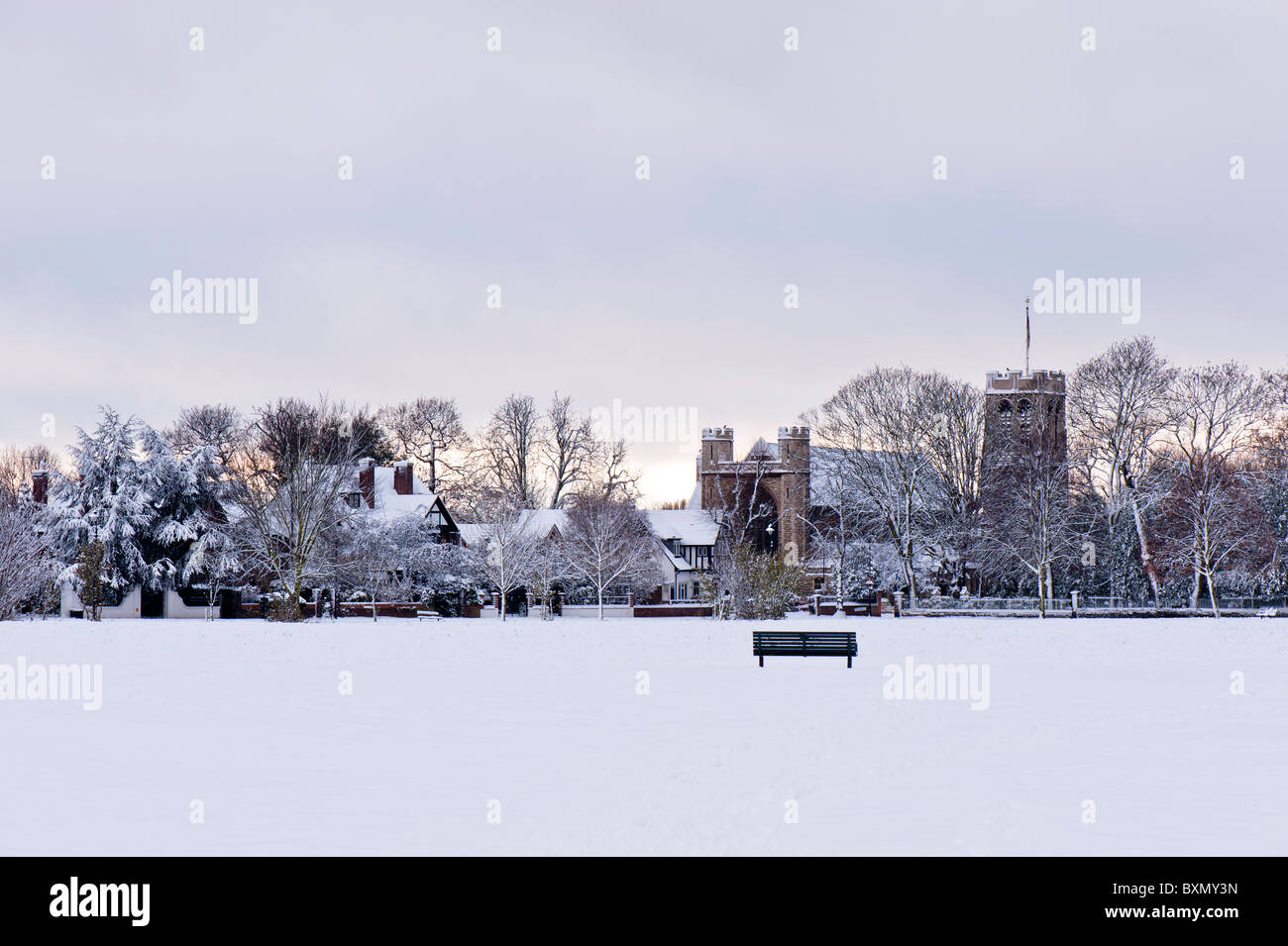 Ealing london snow hi-res stock photography and images - Alamy