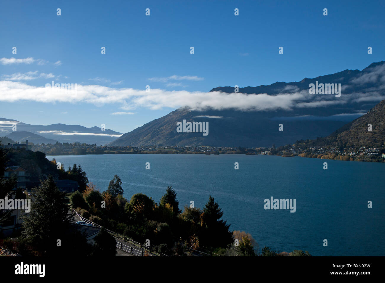 Low mist hangs over the Queenstown valley Stock Photo - Alamy