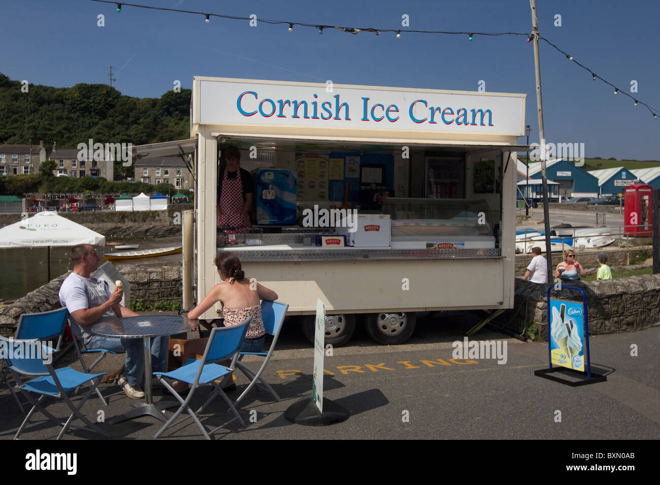 Cornish ice cream hi-res stock photography and images - Alamy