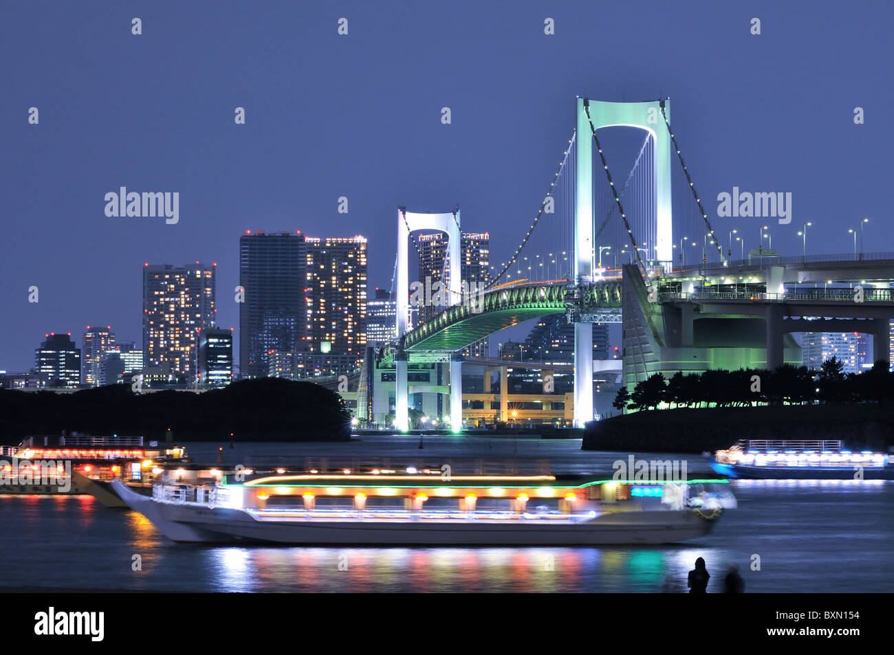 Tokyo Rainbow Bridge Stock Photo - Alamy