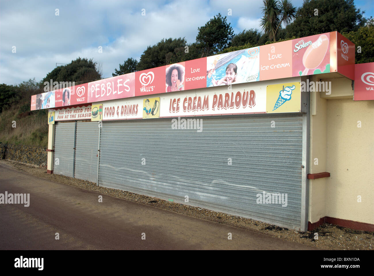 Ice cream stall hi-res stock photography and images - Alamy