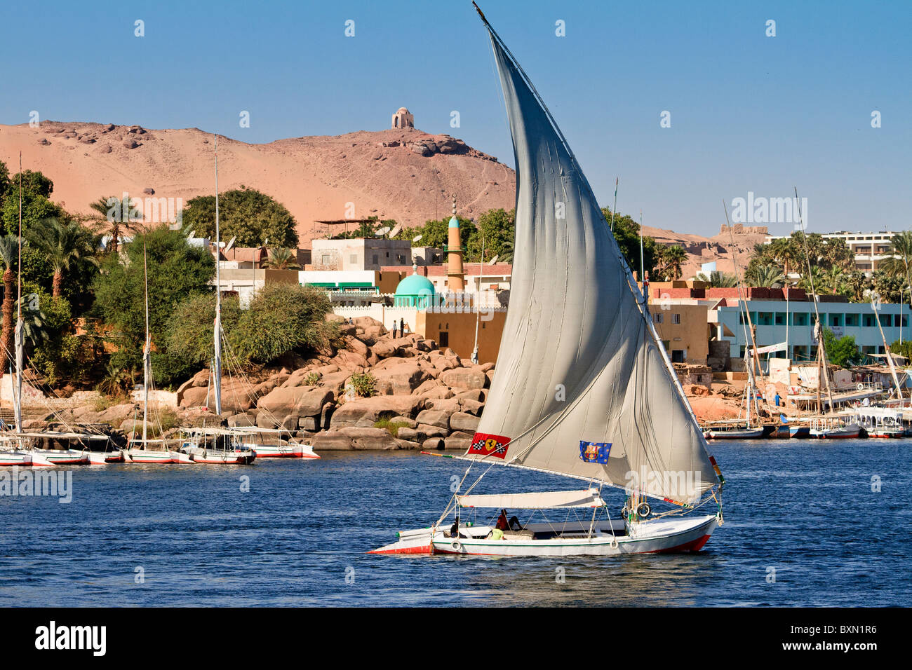 Faluka hi-res stock photography and images - Alamy