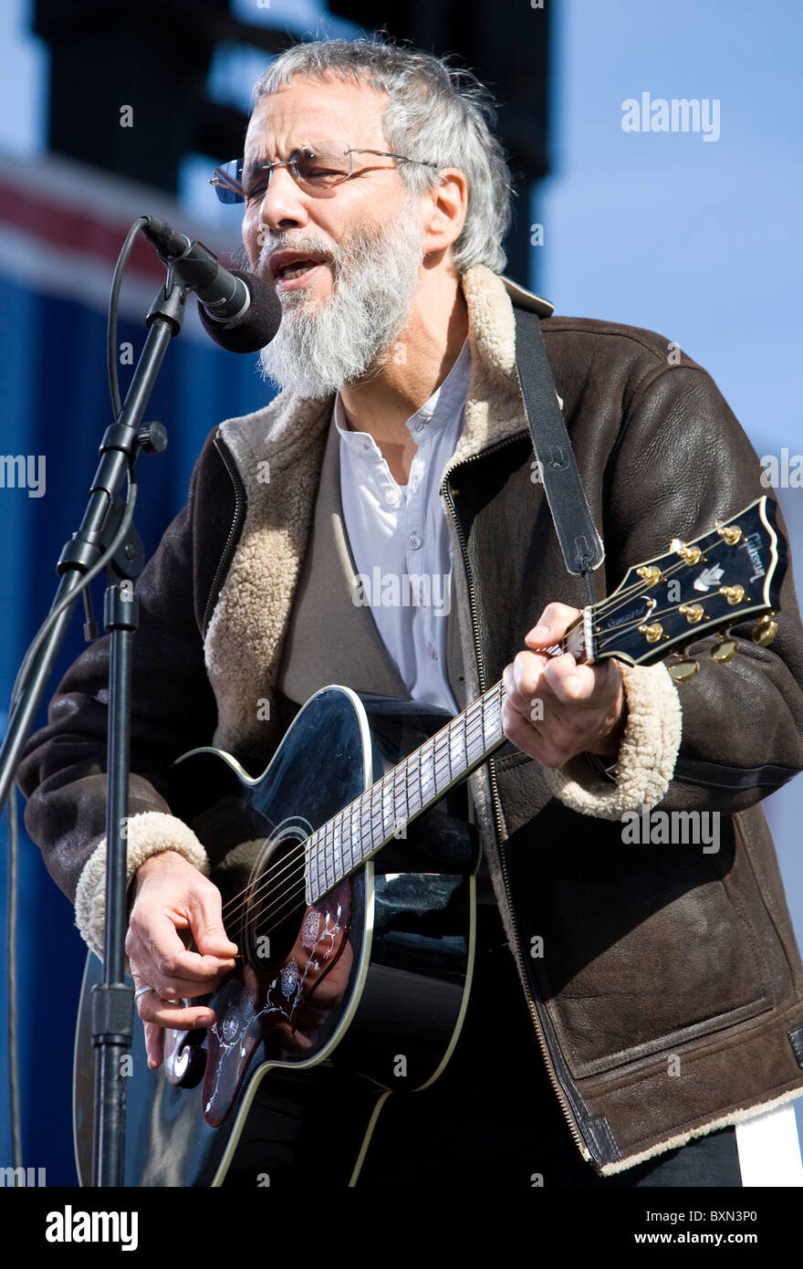 Yusuf cat stevens hi-res stock photography and images - Alamy
