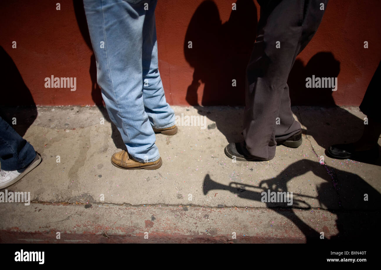 Trumpet shadow hi-res stock photography and images - Alamy