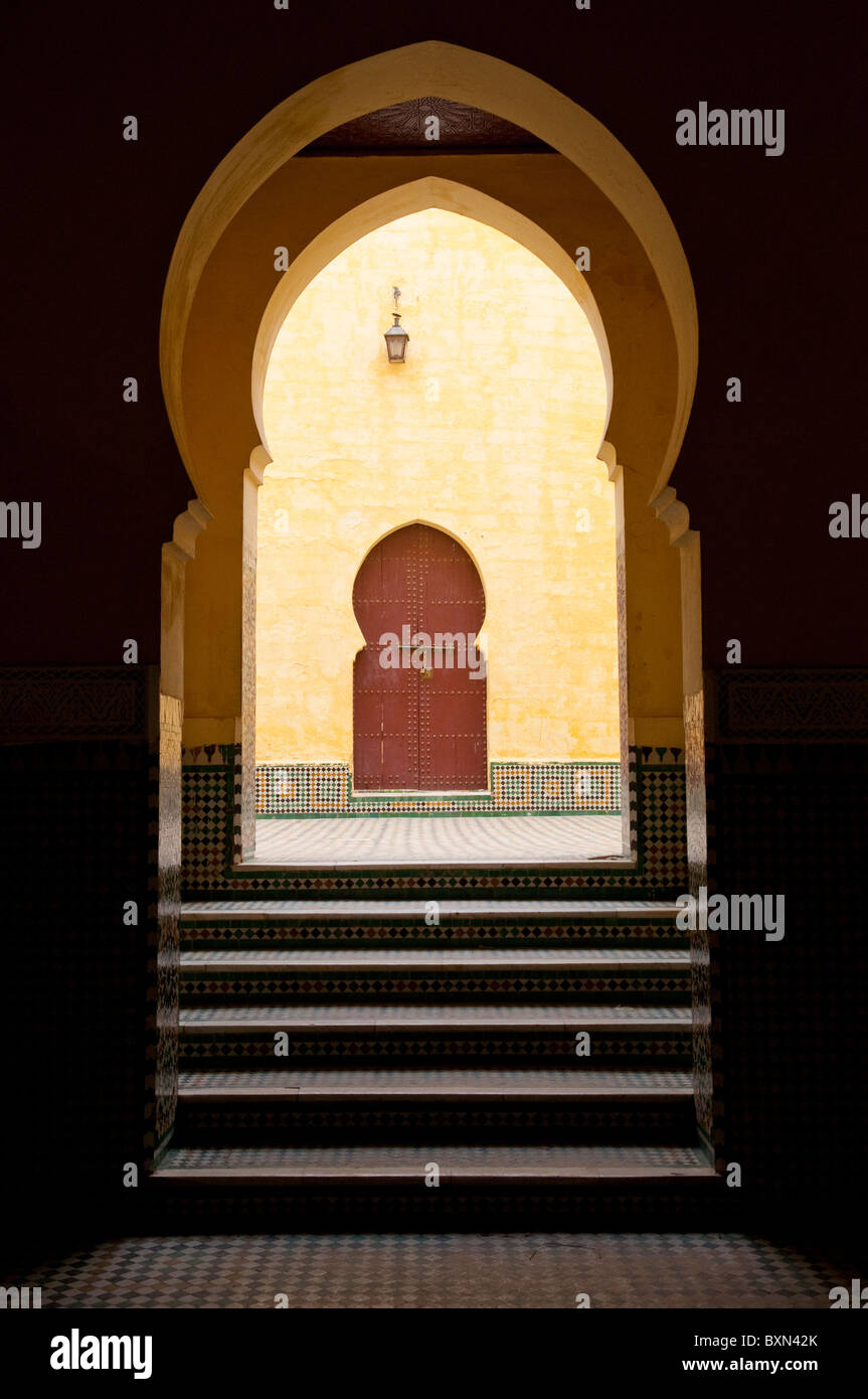 Mosque stairs hi-res stock photography and images - Alamy