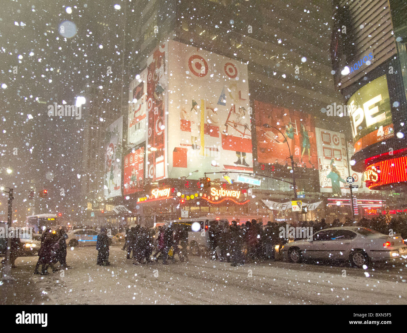 Times square snow blizzard hi-res stock photography and images - Alamy