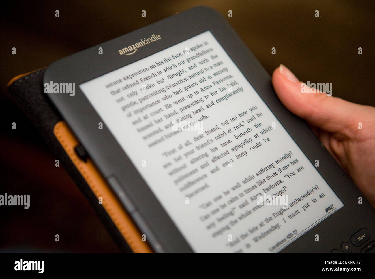 Electronic reader hi-res stock photography and images - Alamy