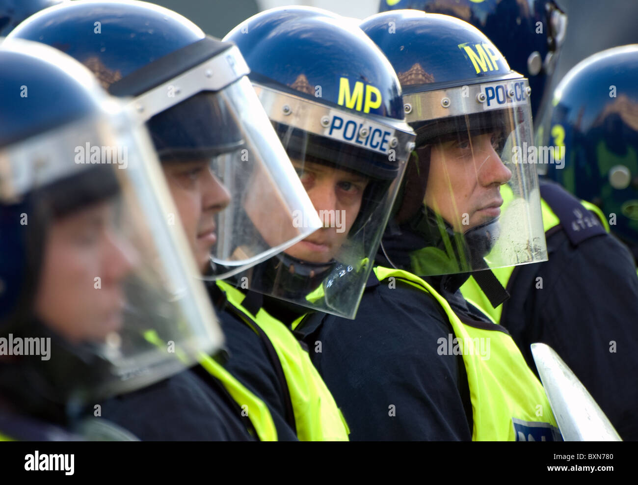 The police cordon hi-res stock photography and images - Alamy
