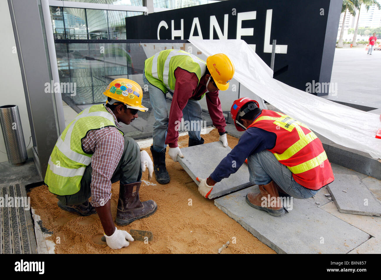 Singapore migrant workers hi-res stock photography and images - Alamy