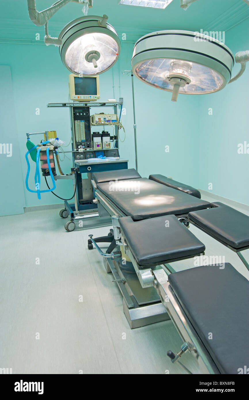 Operating room of a medical center with monitoring equipment Stock ...
