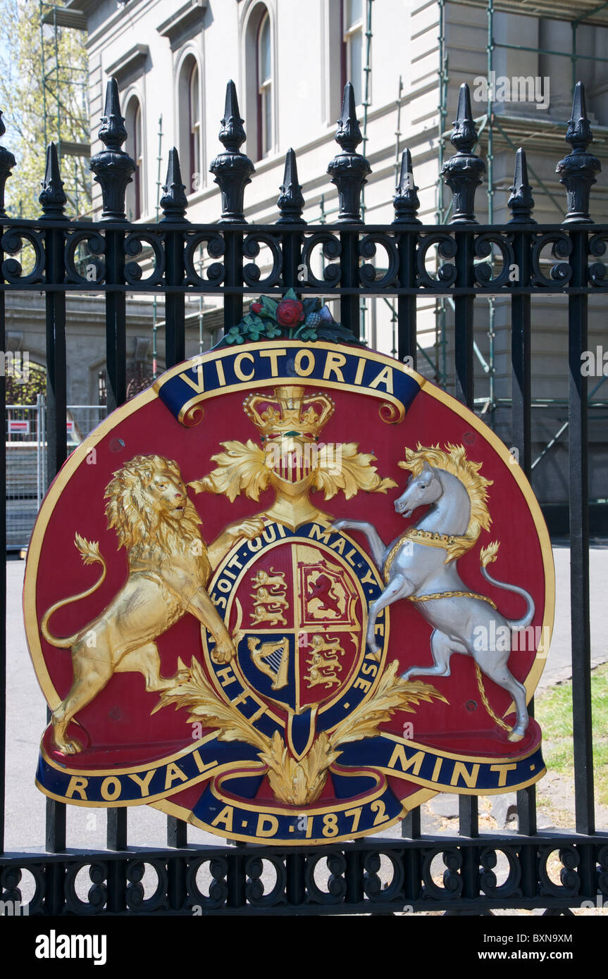 crest of arms of the australian mint Stock Photo - Alamy