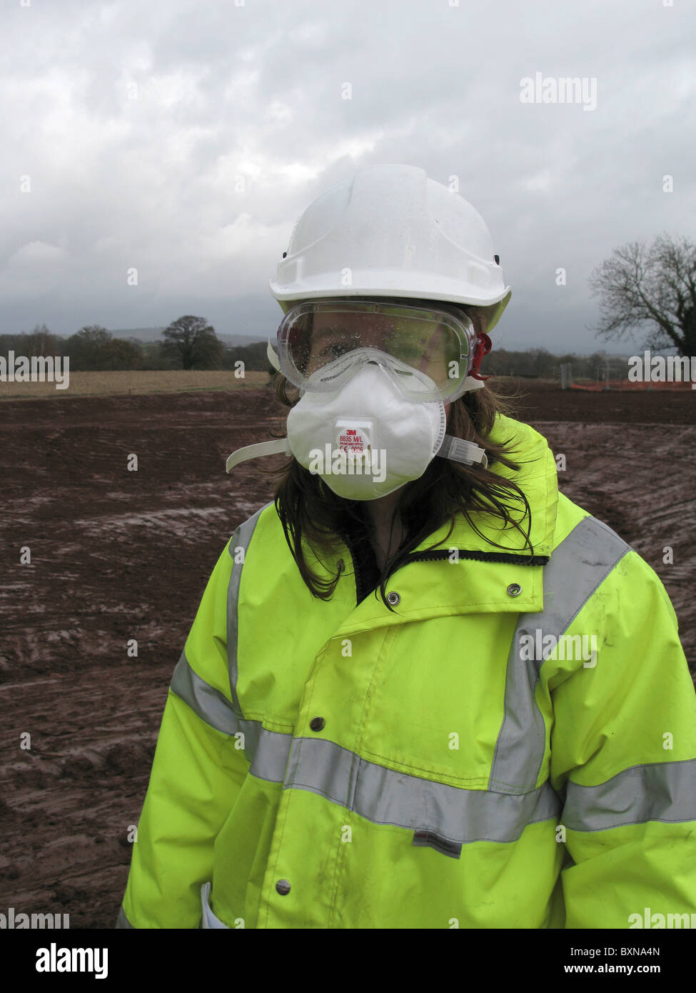 Ppe Face Mask Stock Photos & Ppe Face Mask Stock Images - Alamy