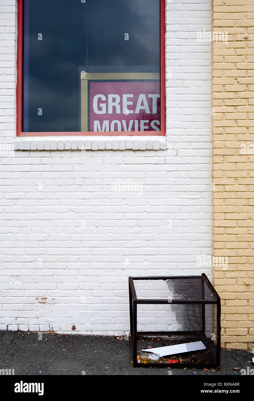 Logo hollywood sign hi-res stock photography and images - Alamy