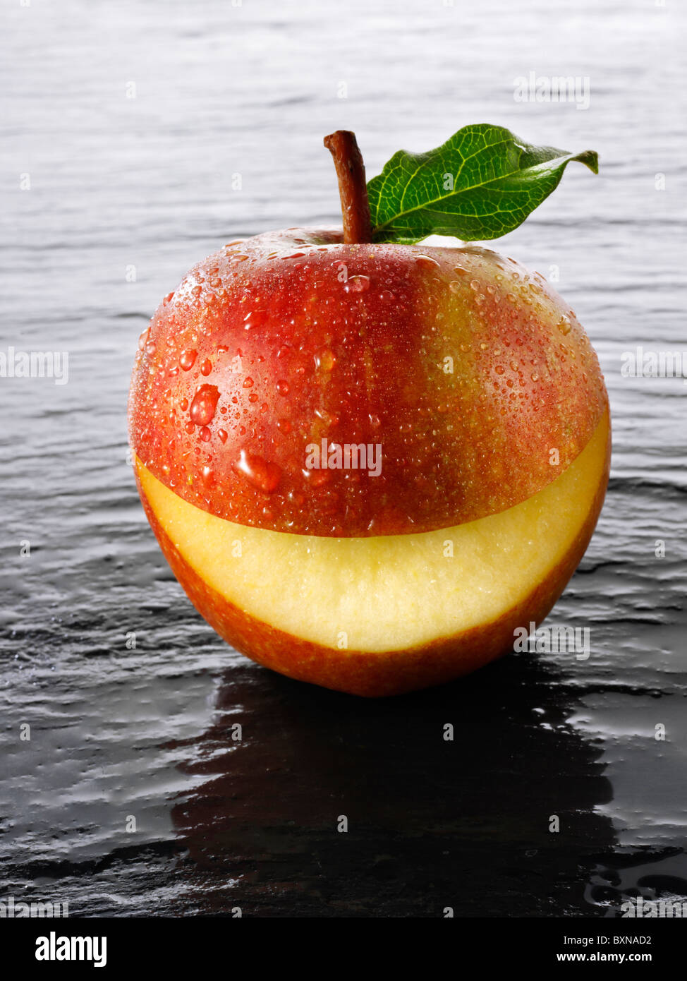 Smiley apples hi-res stock photography and images - Alamy