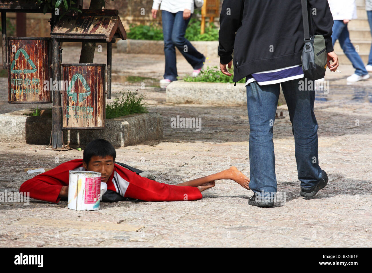 Beggar Boy Boy Stock Photos & Beggar Boy Boy Stock Images - Alamy