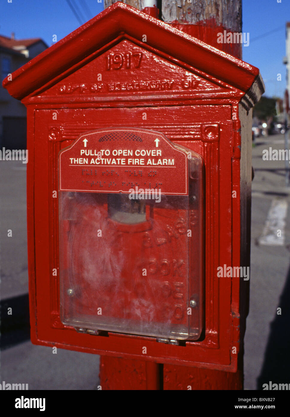 red fire alarm box, San Francisco, California, USA Stock Photo - Alamy