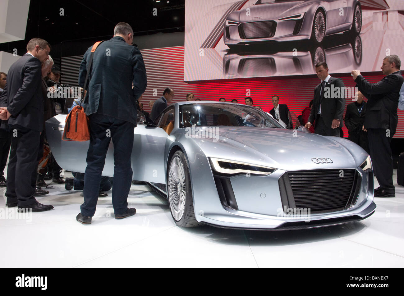 Audi e tron concept debut electric hi-res stock photography and images ...