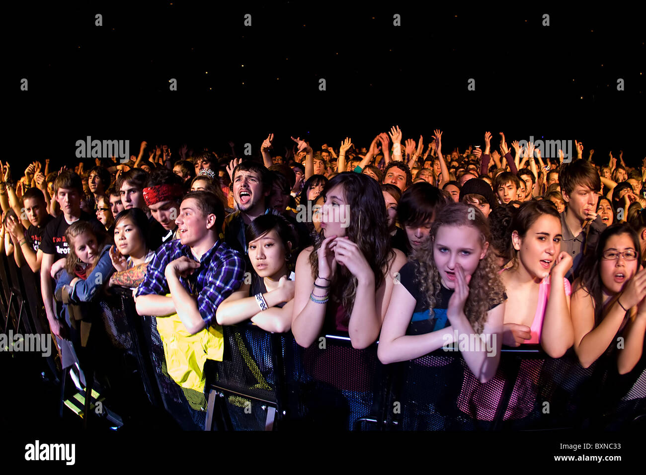 A young crowd and a rock concert Stock Photo - Alamy