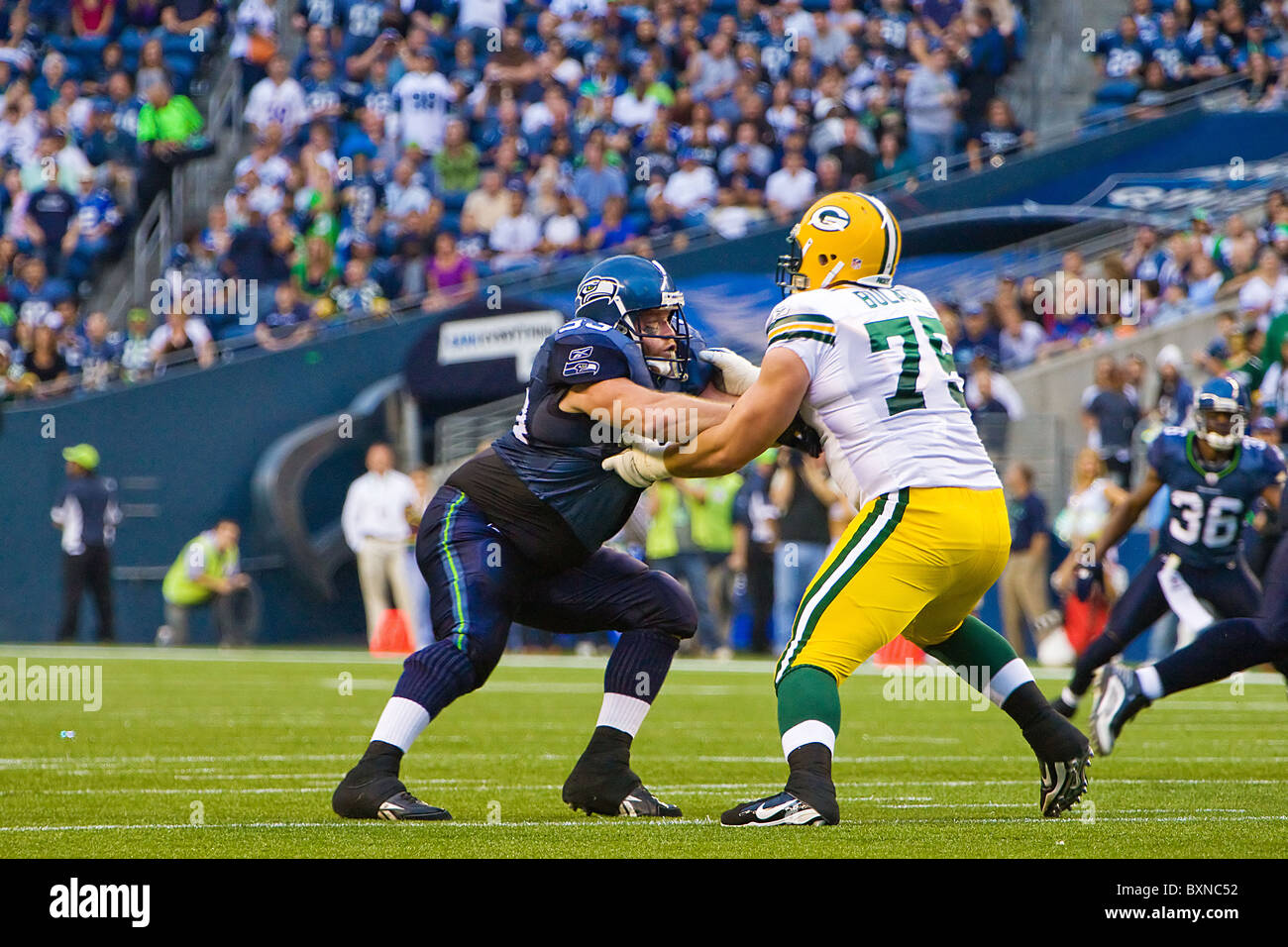 Nfl Tackle Helmet High Resolution Stock Photography and Images - Alamy