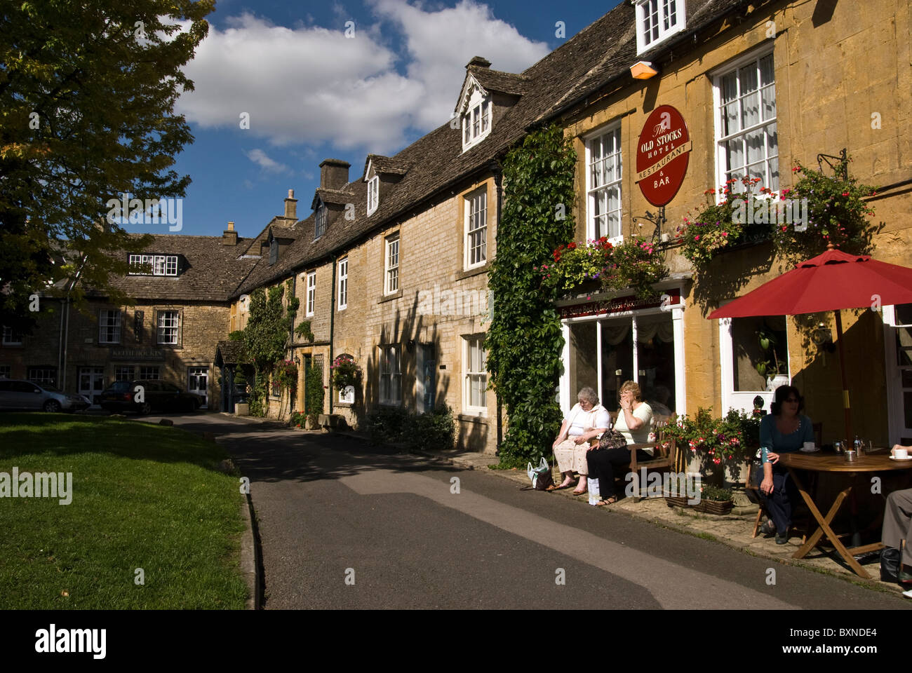 Country tea hi-res stock photography and images - Alamy