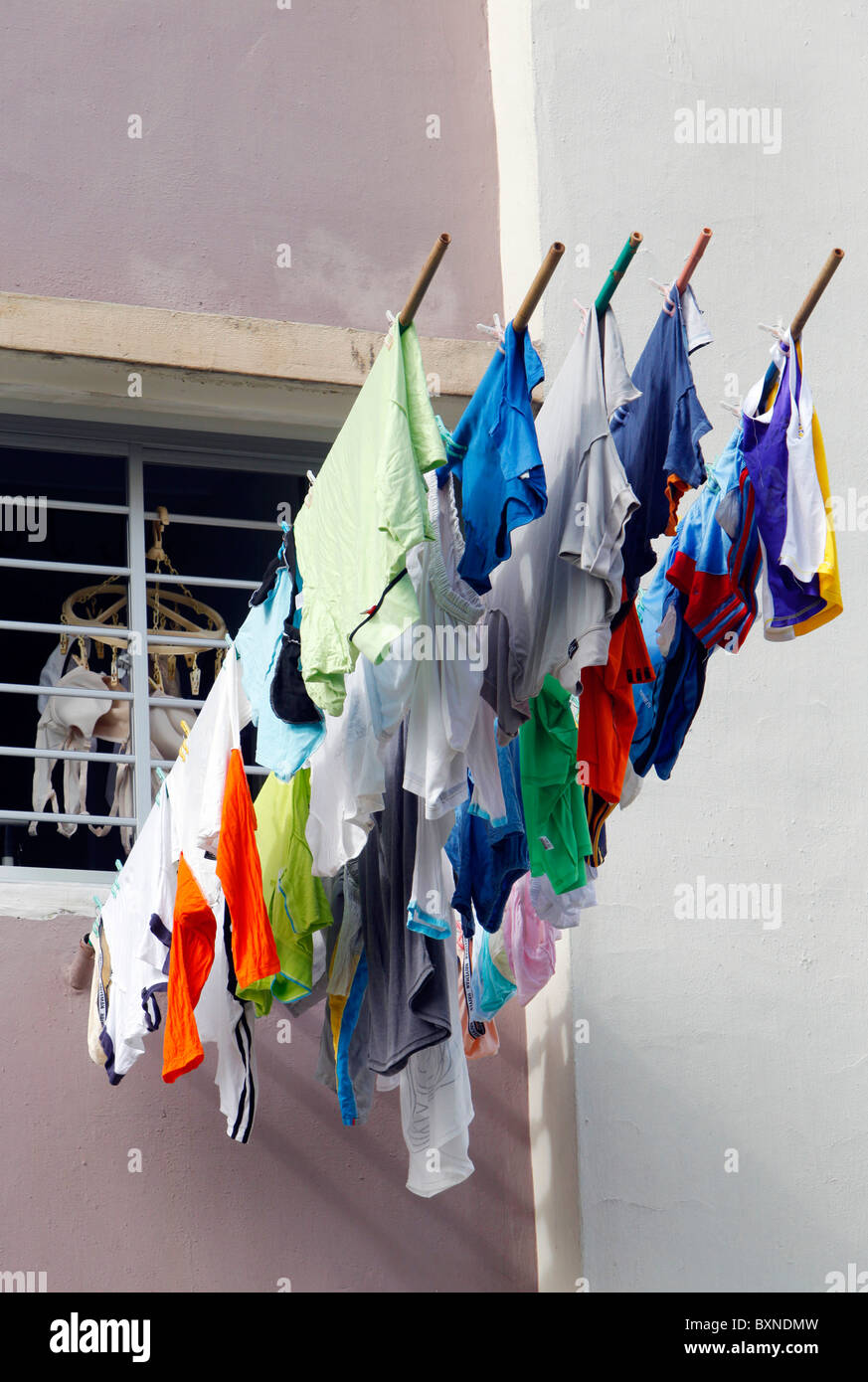 Hang hanging out washing hi-res stock photography and images - Alamy
