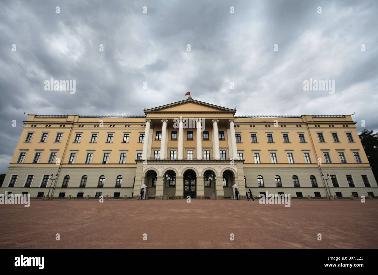 Norwegian royal palace from Oslo Stock Photo - Alamy