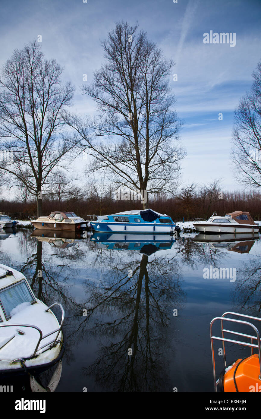 Paper Mill Lock Stock Photo - Alamy