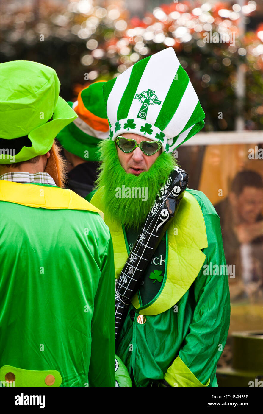 Man dressed as saint patrick hi-res stock photography and images - Alamy