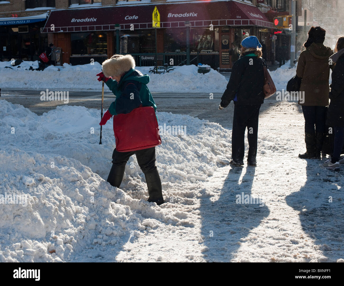 Drifting snow hi-res stock photography and images - Alamy