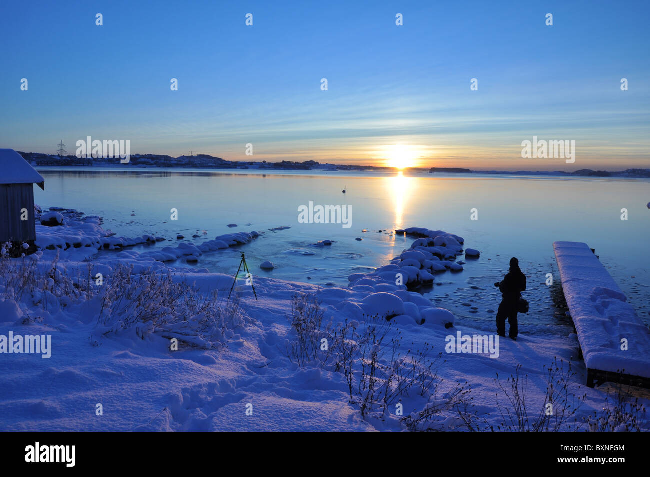 Sea in sunset hi-res stock photography and images - Alamy