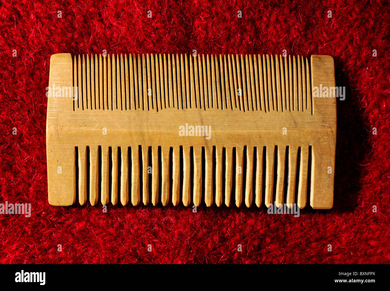 Nit comb hi-res stock photography and images - Alamy