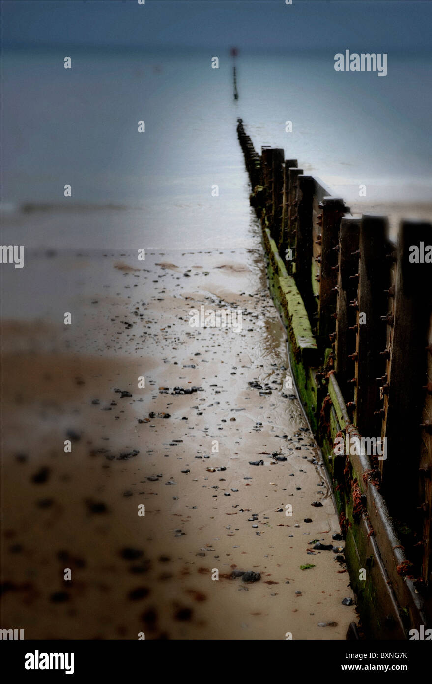 Ocean groynes hi-res stock photography and images - Alamy