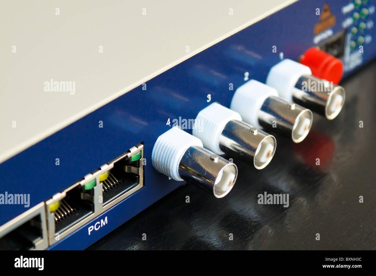 fiber optic video converter with optical FC connectors and video BNC ...
