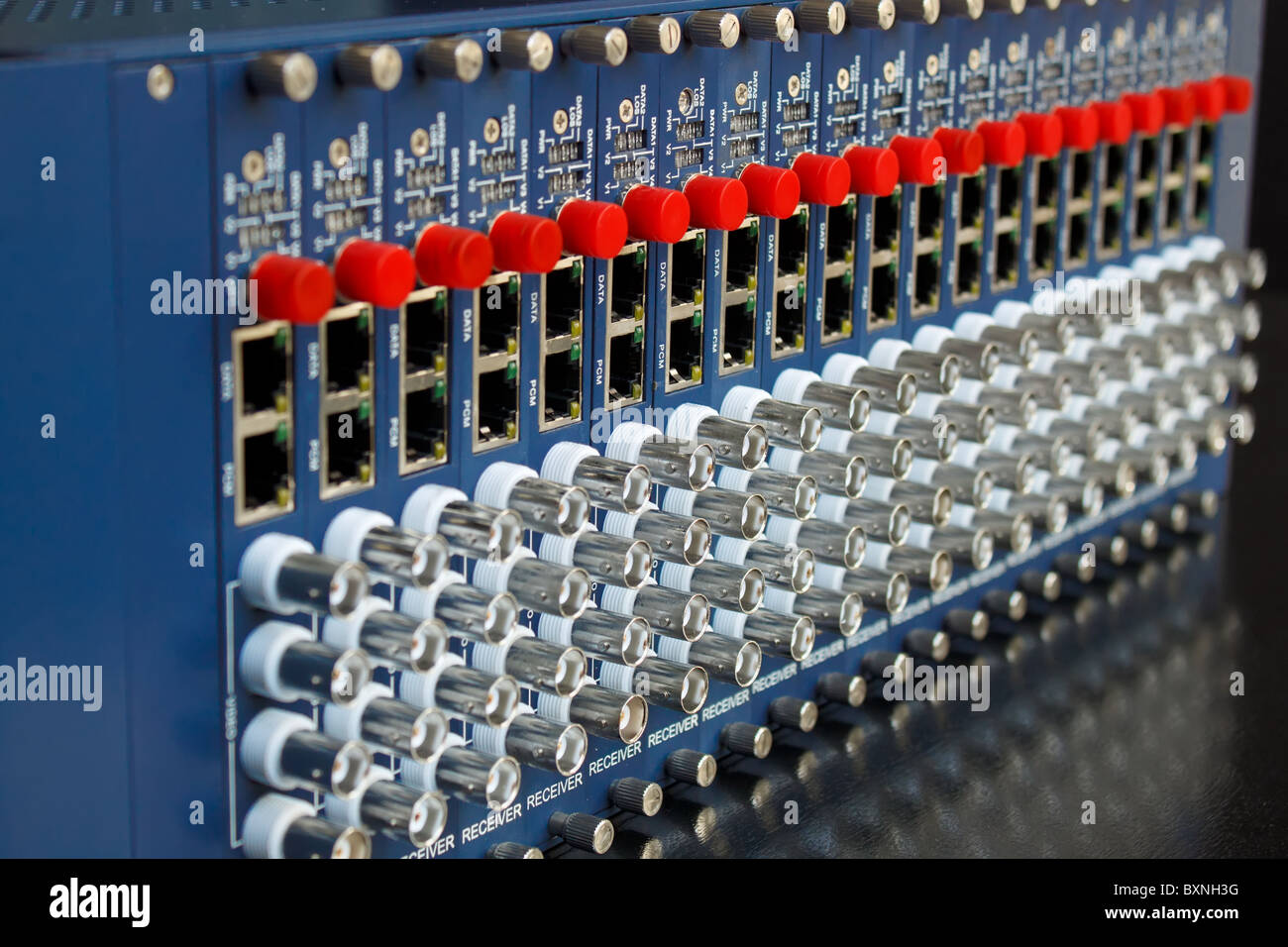 fiber optic video converter with optical FC connectors and video BNC ...