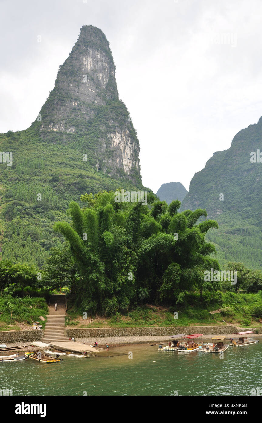 River boats on the Li River with beautiful karst hills in the ...