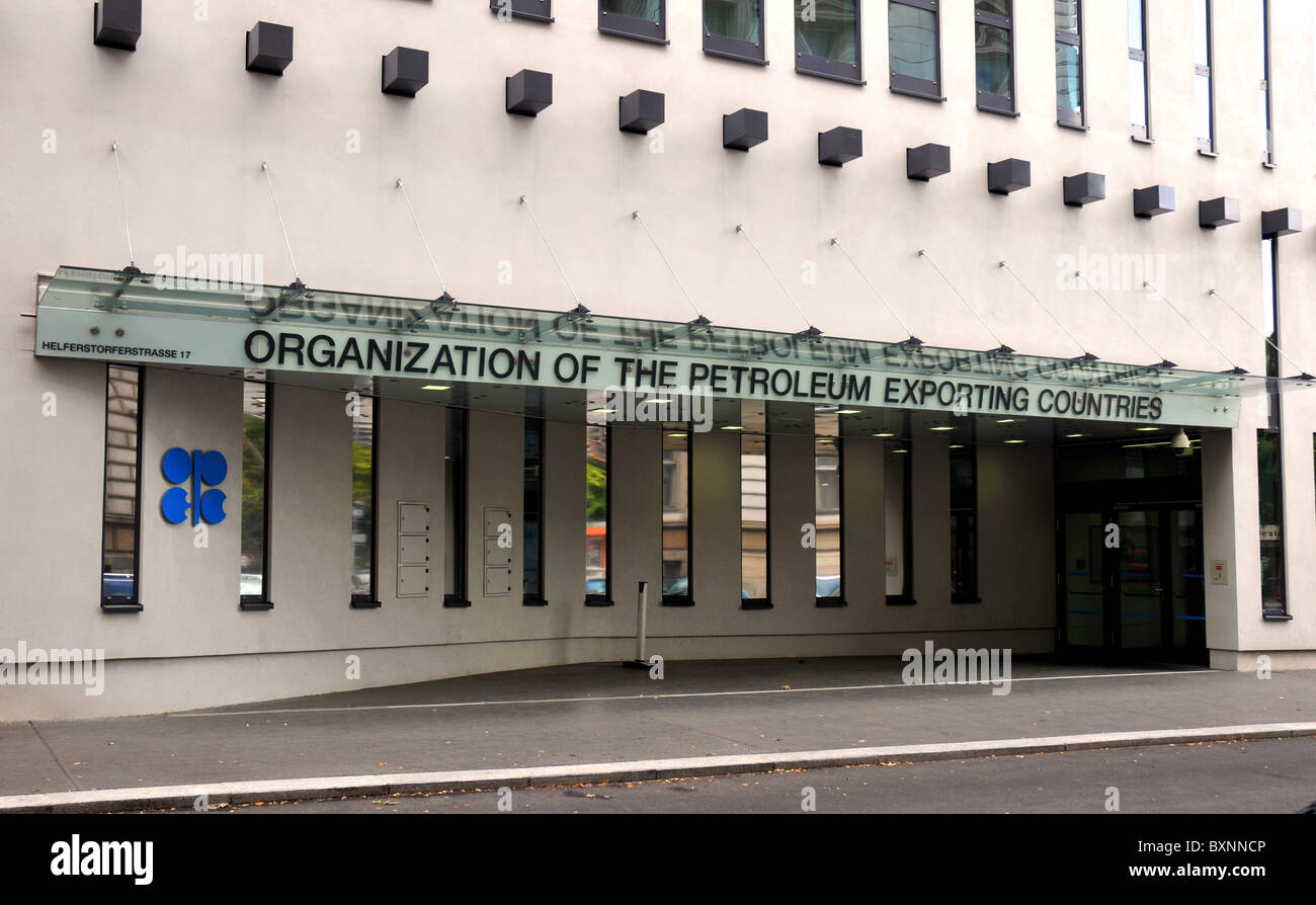 Petroleum exporting countries hi-res stock photography and images - Alamy