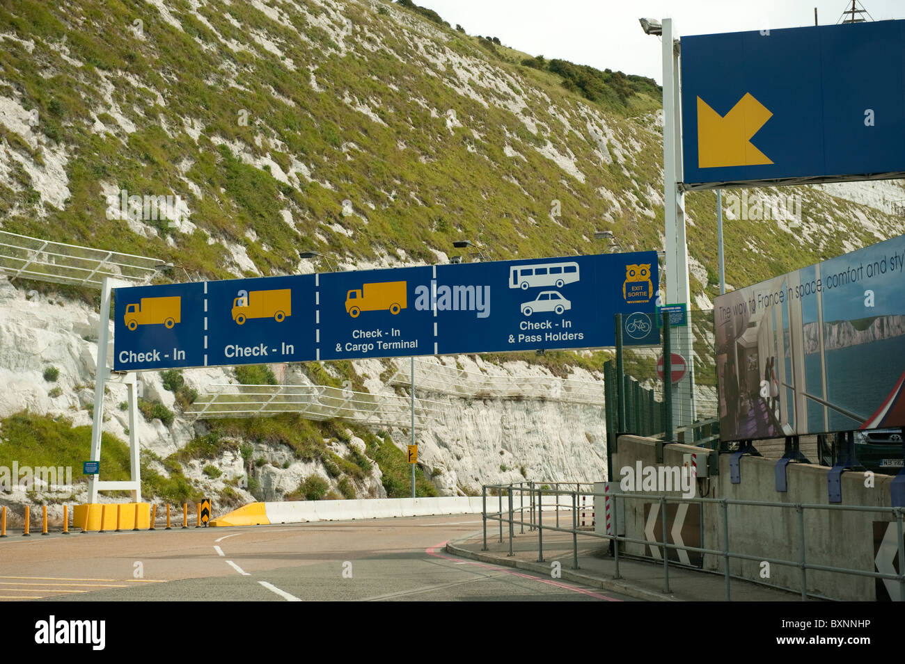 Dover ferry terminal hi-res stock photography and images - Alamy